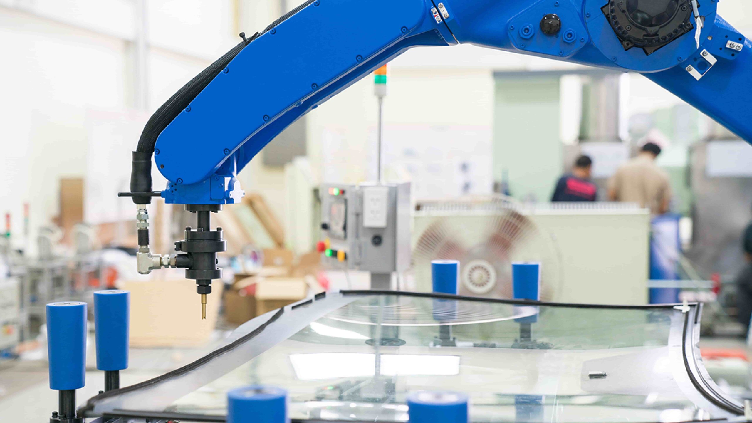 Lucas Glass - Deca Publicidad